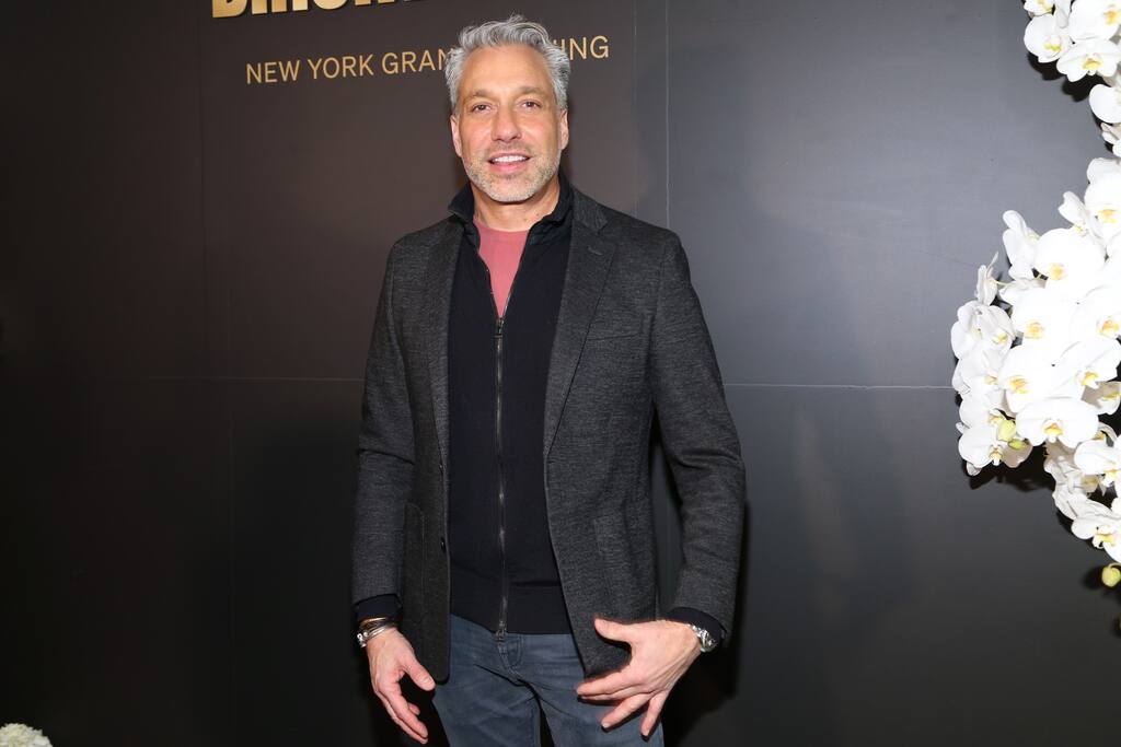 Be Well: 'Queer Eye for the Straight Guy' Host Thom Filicia Talks ...